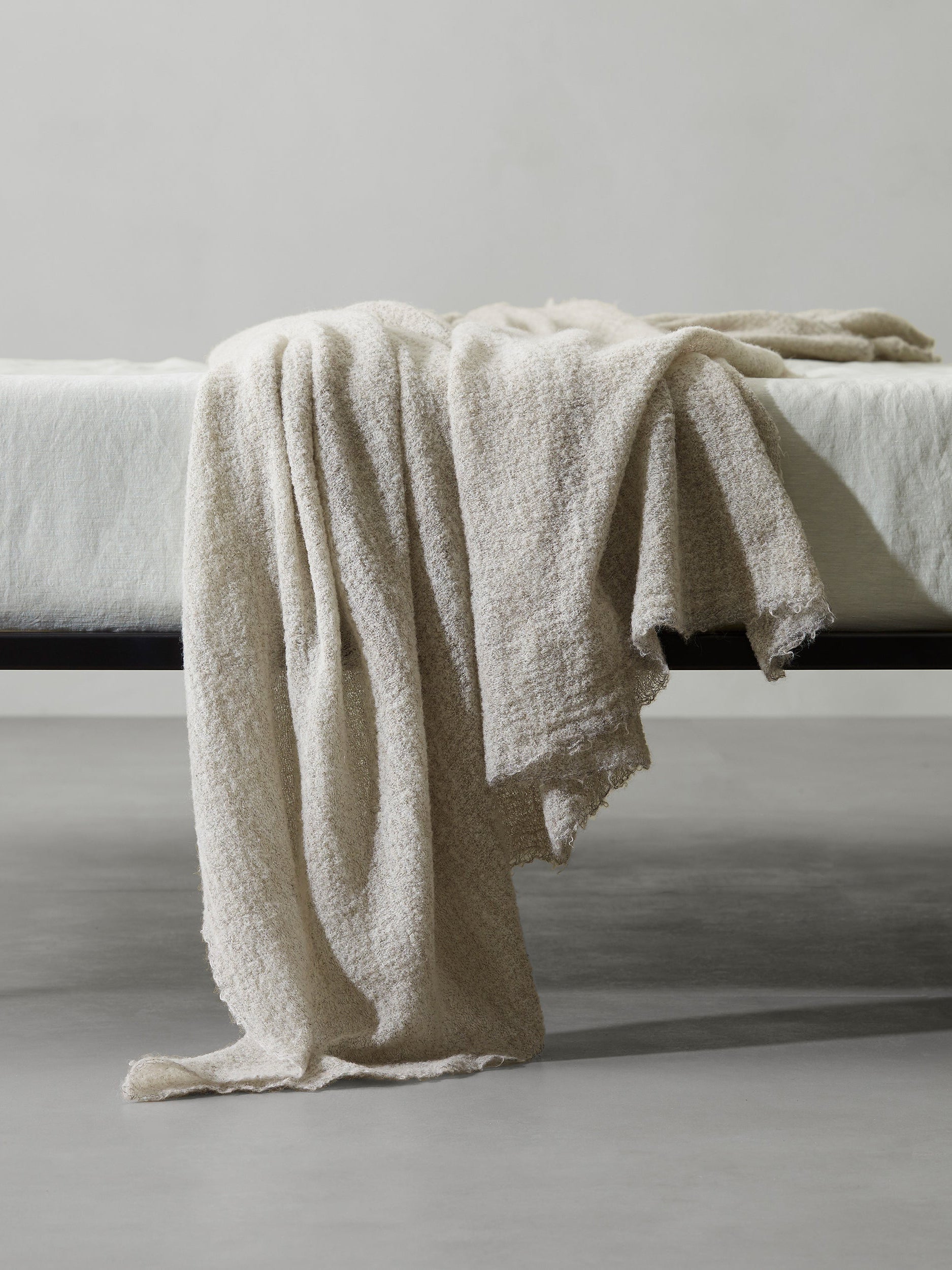 Throws – Claude Home