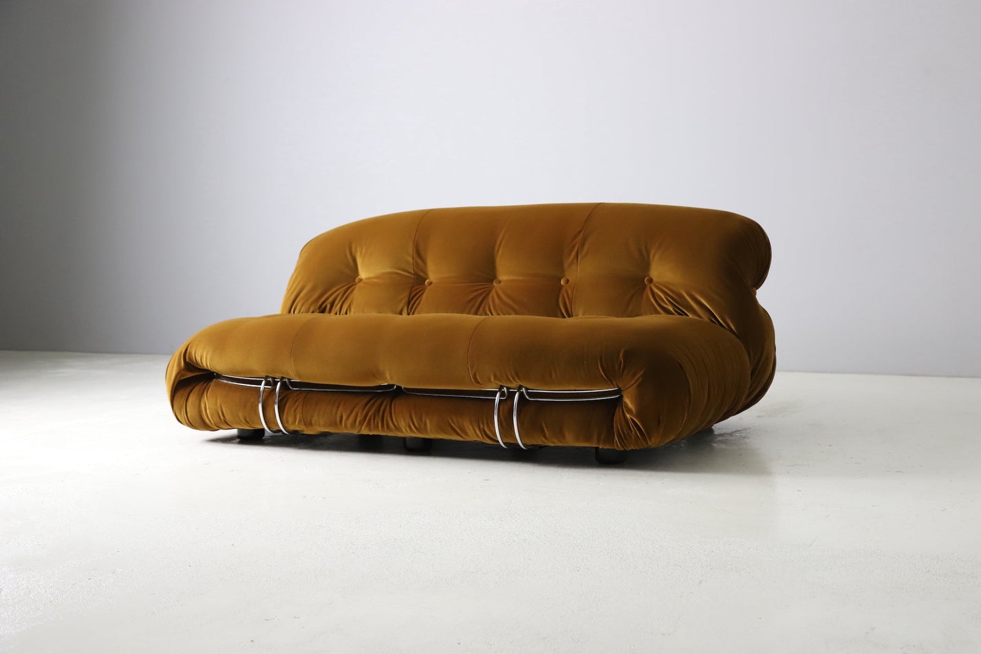 Afra & Tobia Scarpa 'Soriana' Sofas - Luxurious Italian Sofa Pair ...