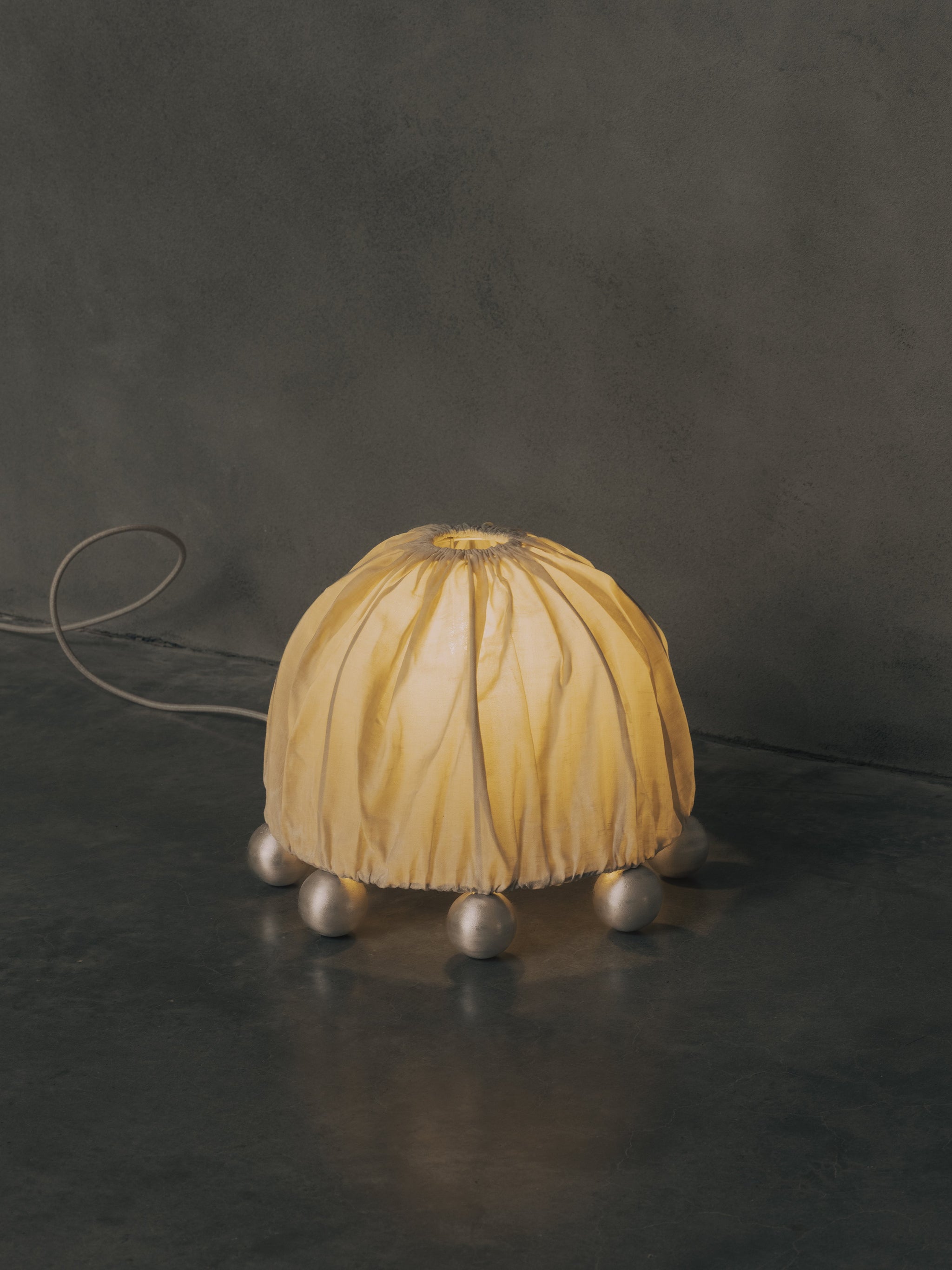 Alter Table Lamp in Aluminium and Flax, Table Lamps – Claude Home