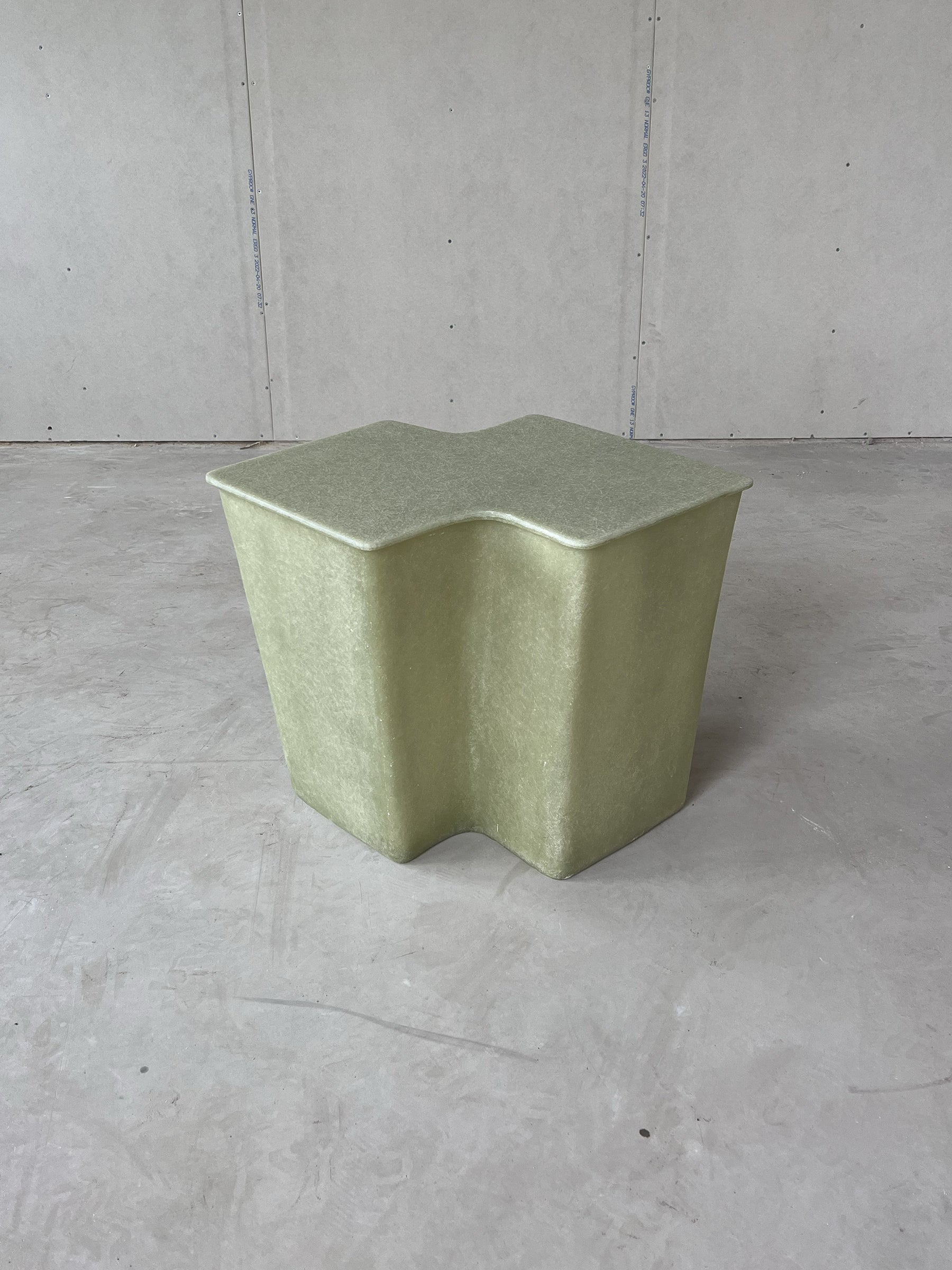 Clam Low Side Table by Vava Objects, End Tables – Claude Home