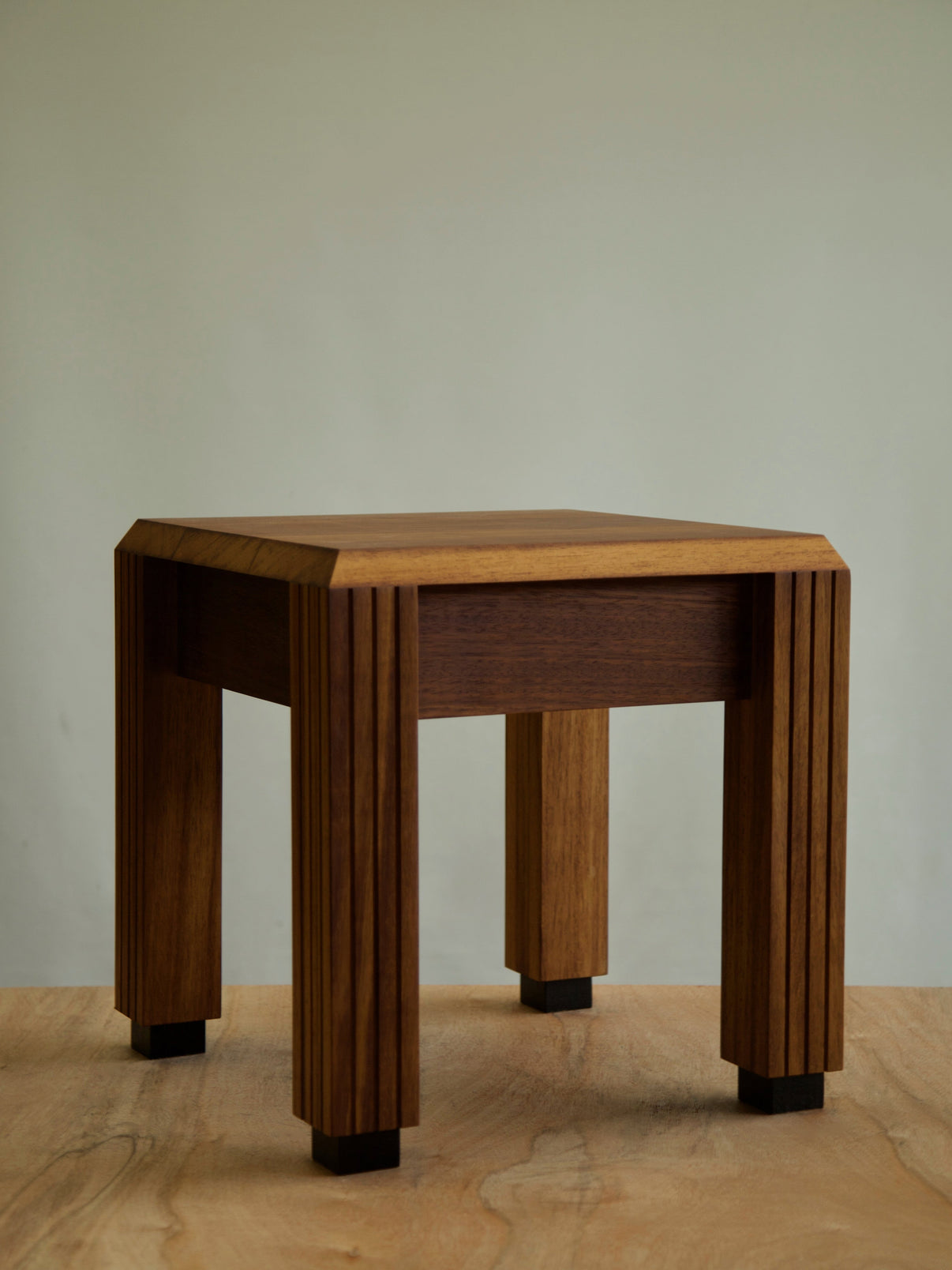 Column Side Table, End Tables – Claude Home