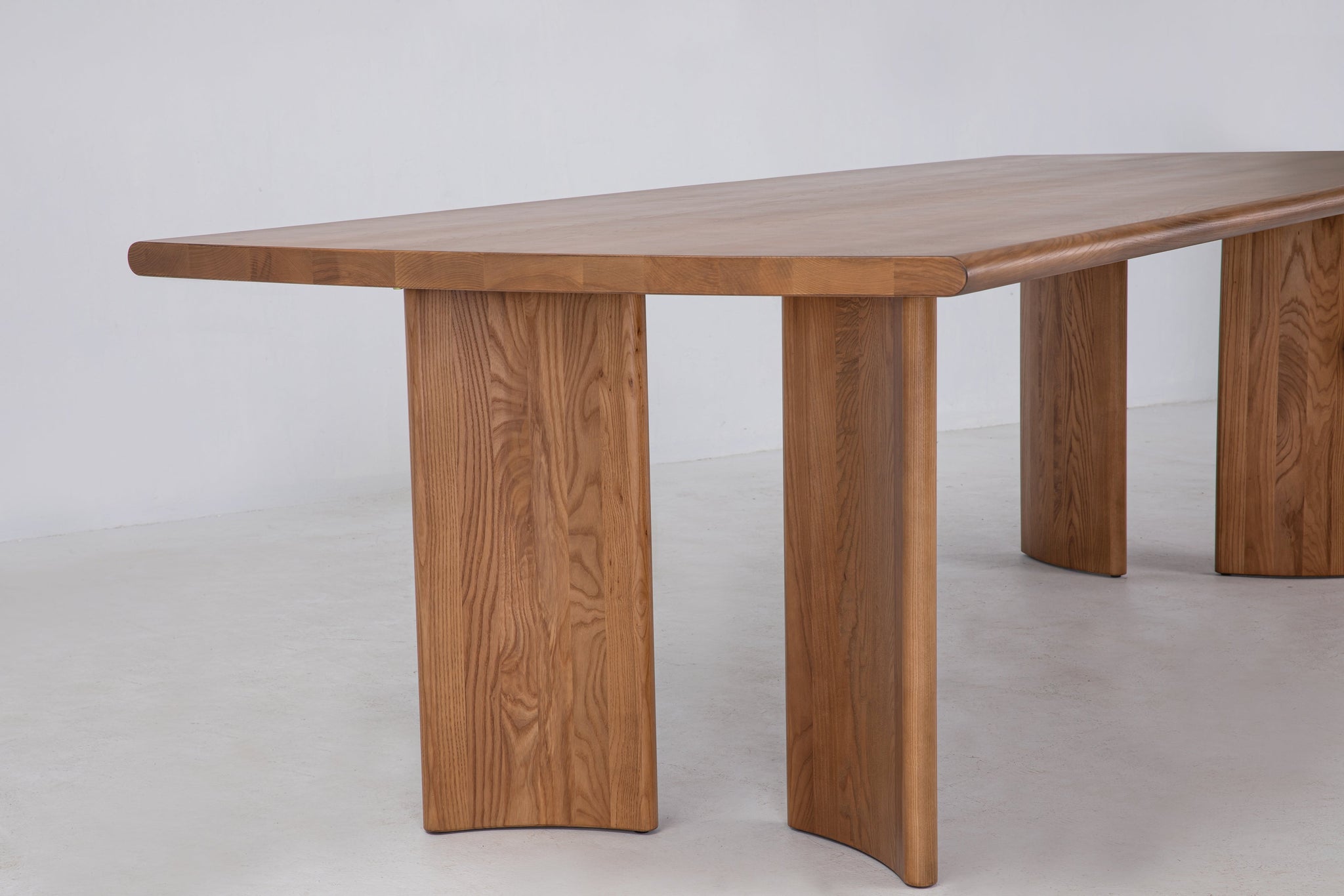 Crest Dining Table - Sienna, Dining Tables – Claude Home