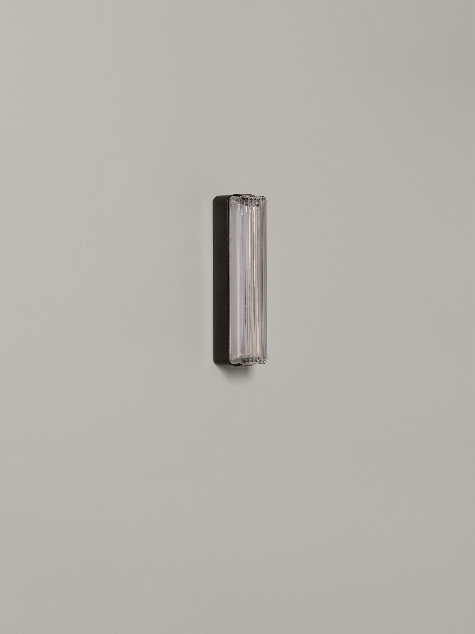 Estadio Singular Wall Lamp, Outdoor Lighting – Claude Home