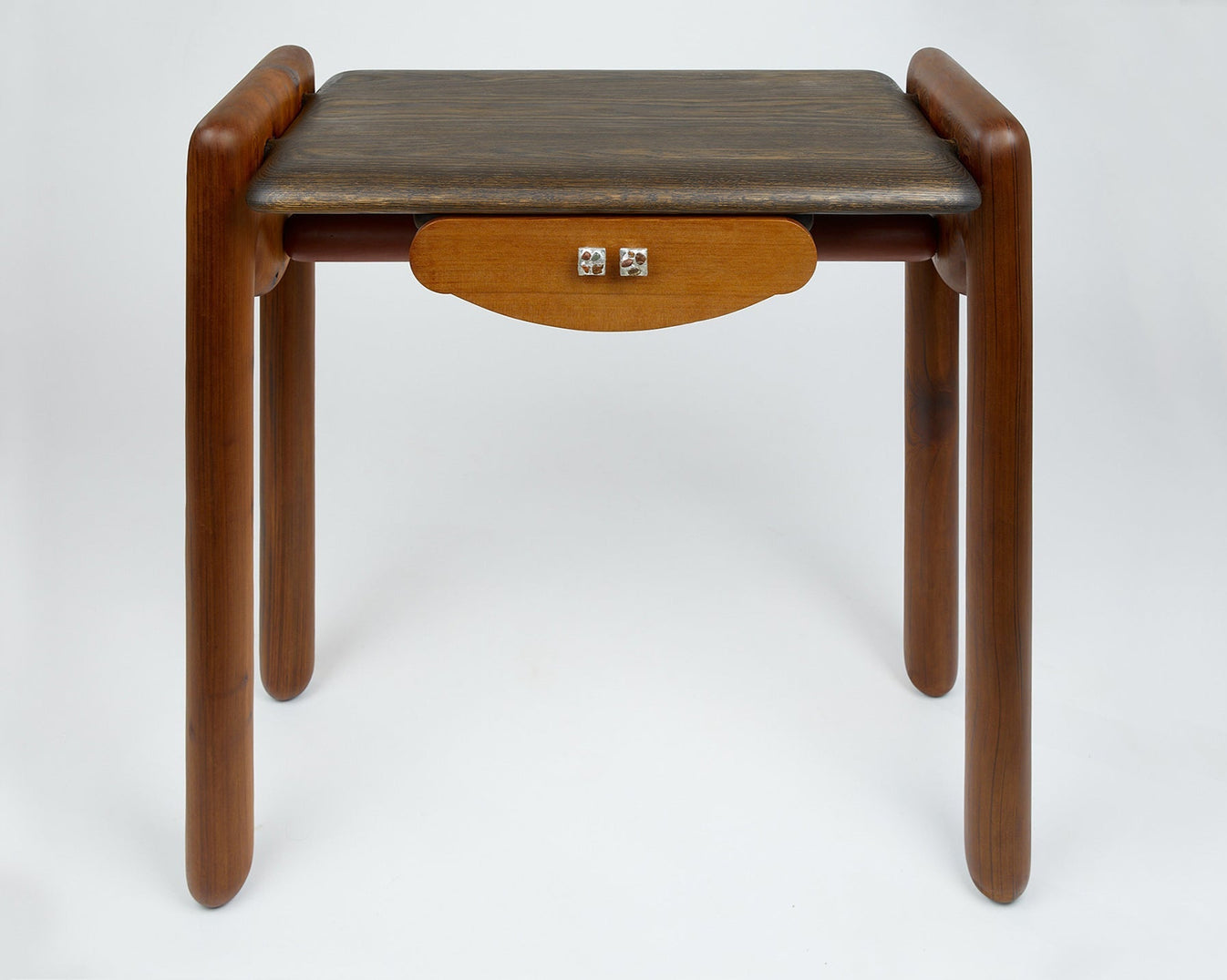 Gigi Console, Consoles – Claude Home
