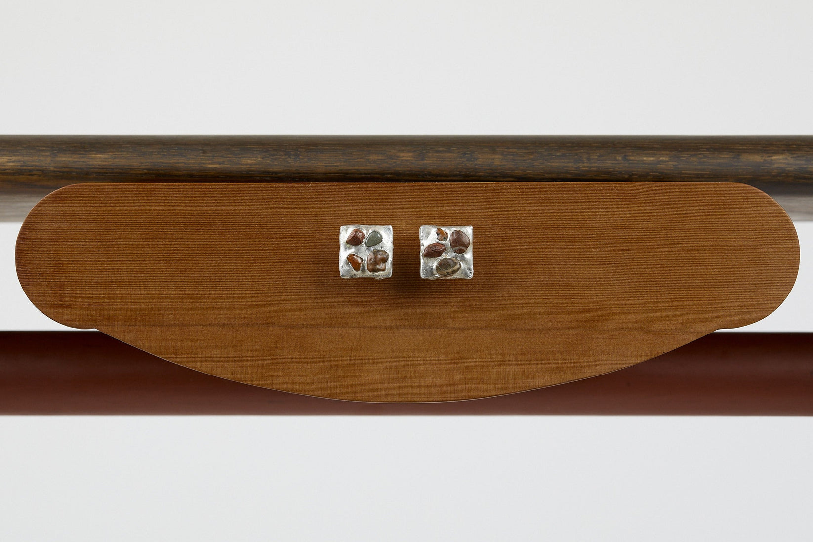 Gigi Console, Consoles – Claude Home