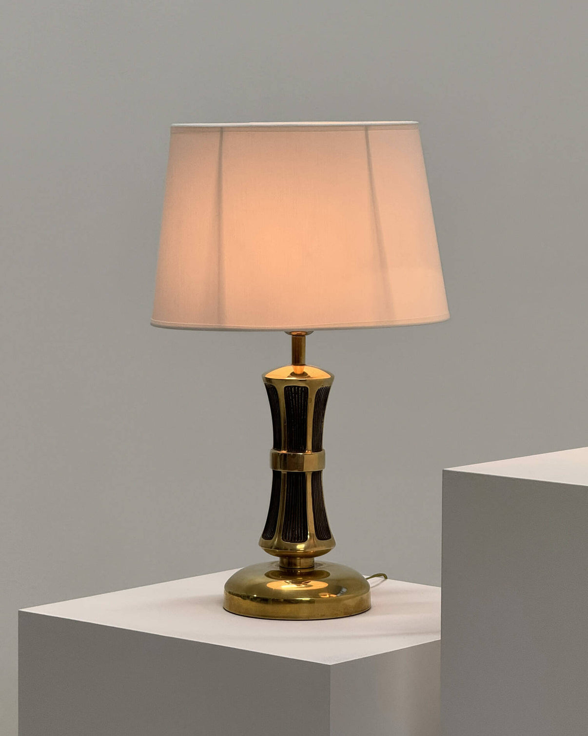 Pair of Rare Sculptural Italian Table Lamps with Solid Cast Brass ...
