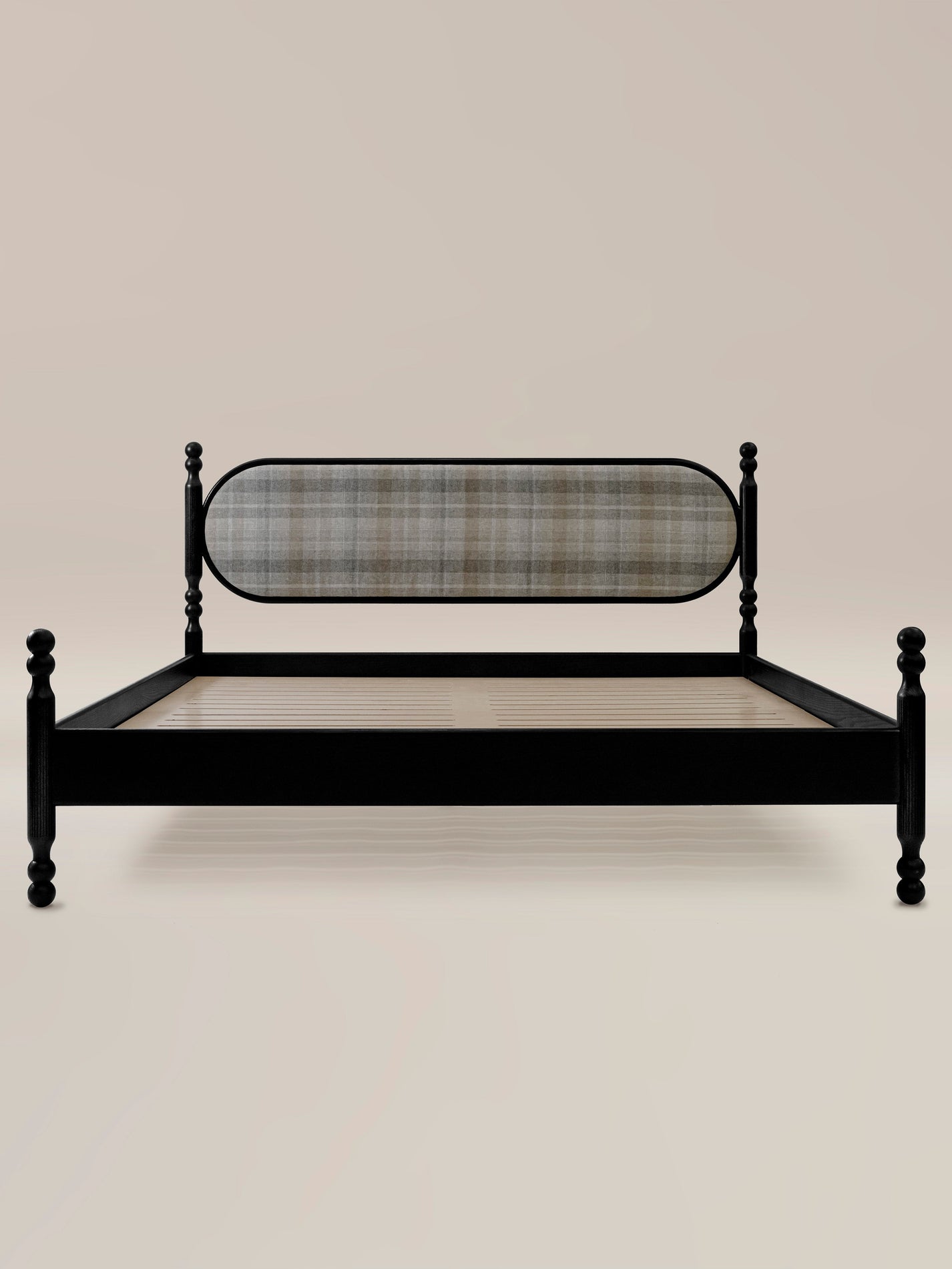 Totem Bed, TRUE – Claude Home