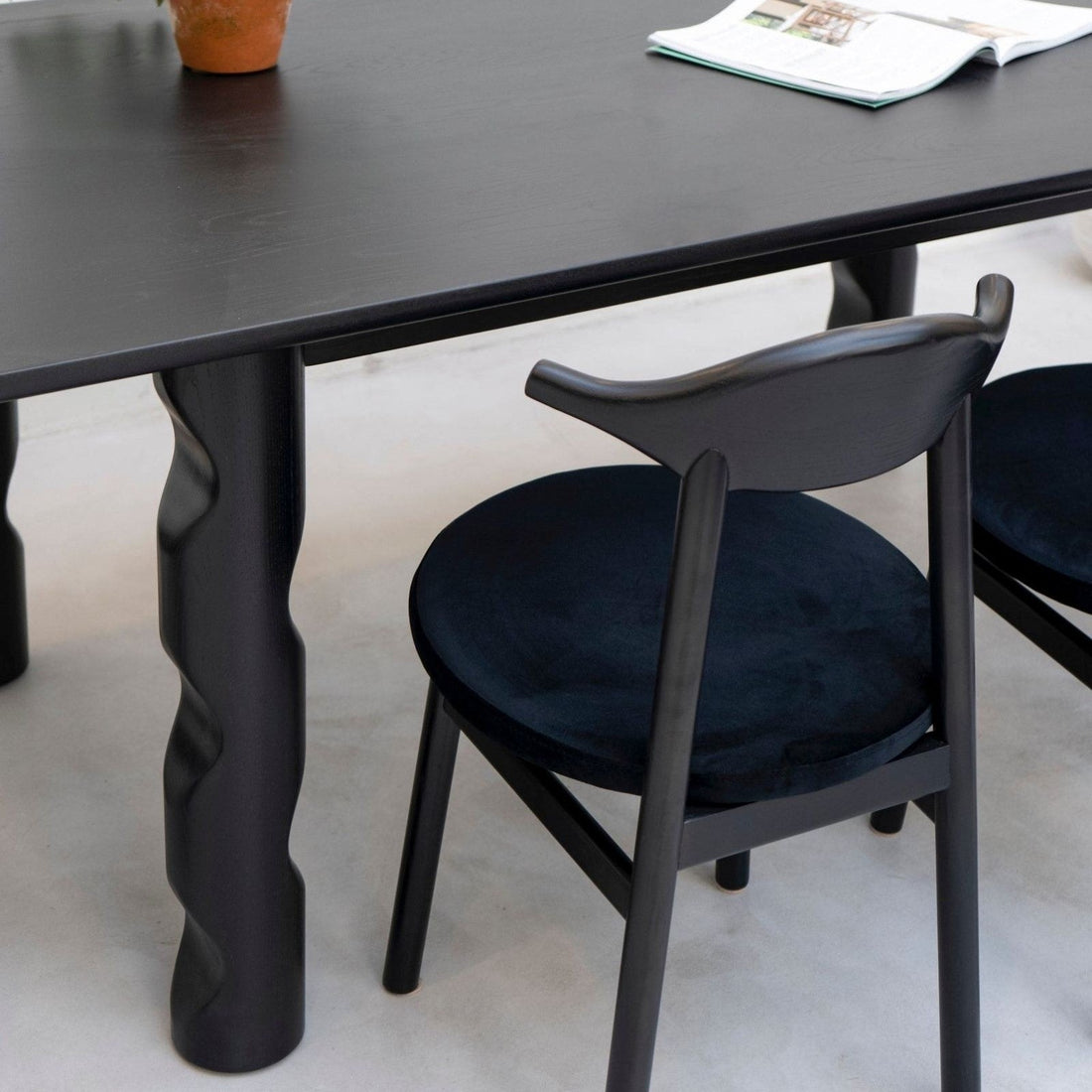 Wave Dining Table - Black, Dining Tables – Claude Home