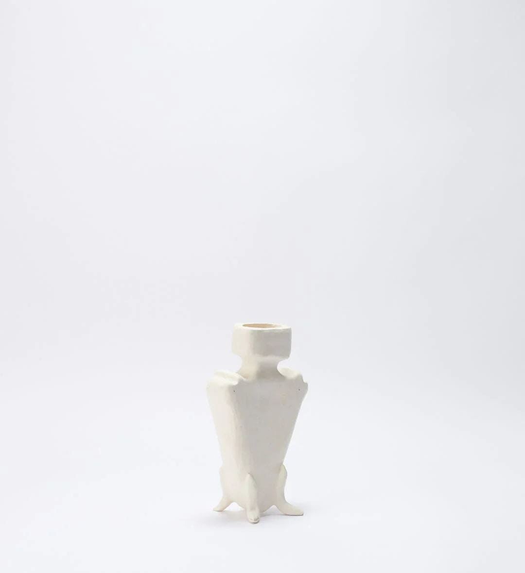 Arrowhead Vessel 03, Vases – Claude Home