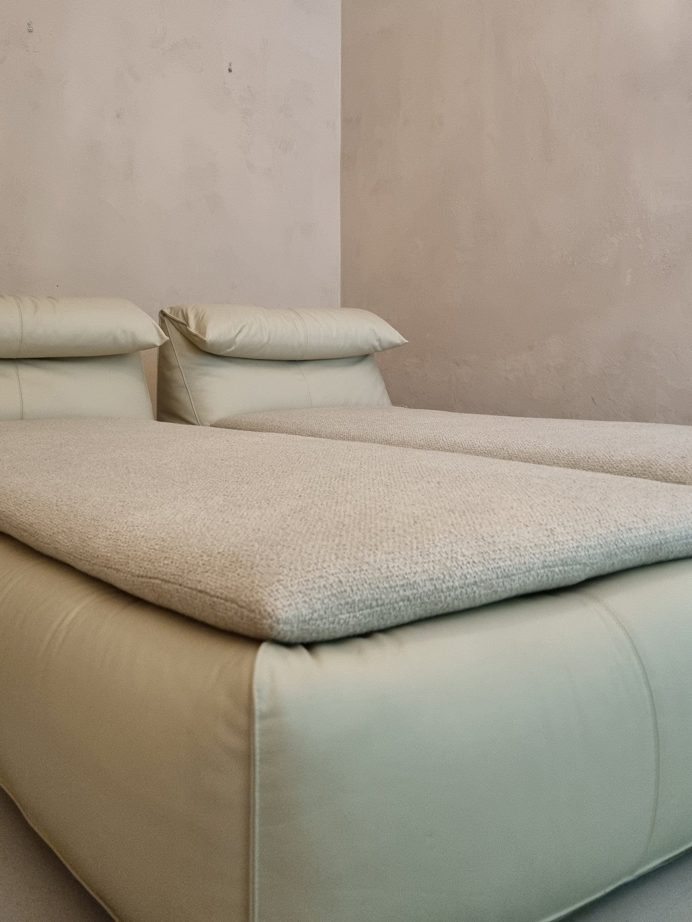 Le Bambole Daybed by Mario Bellini, Beds, Vintage – Claude Home