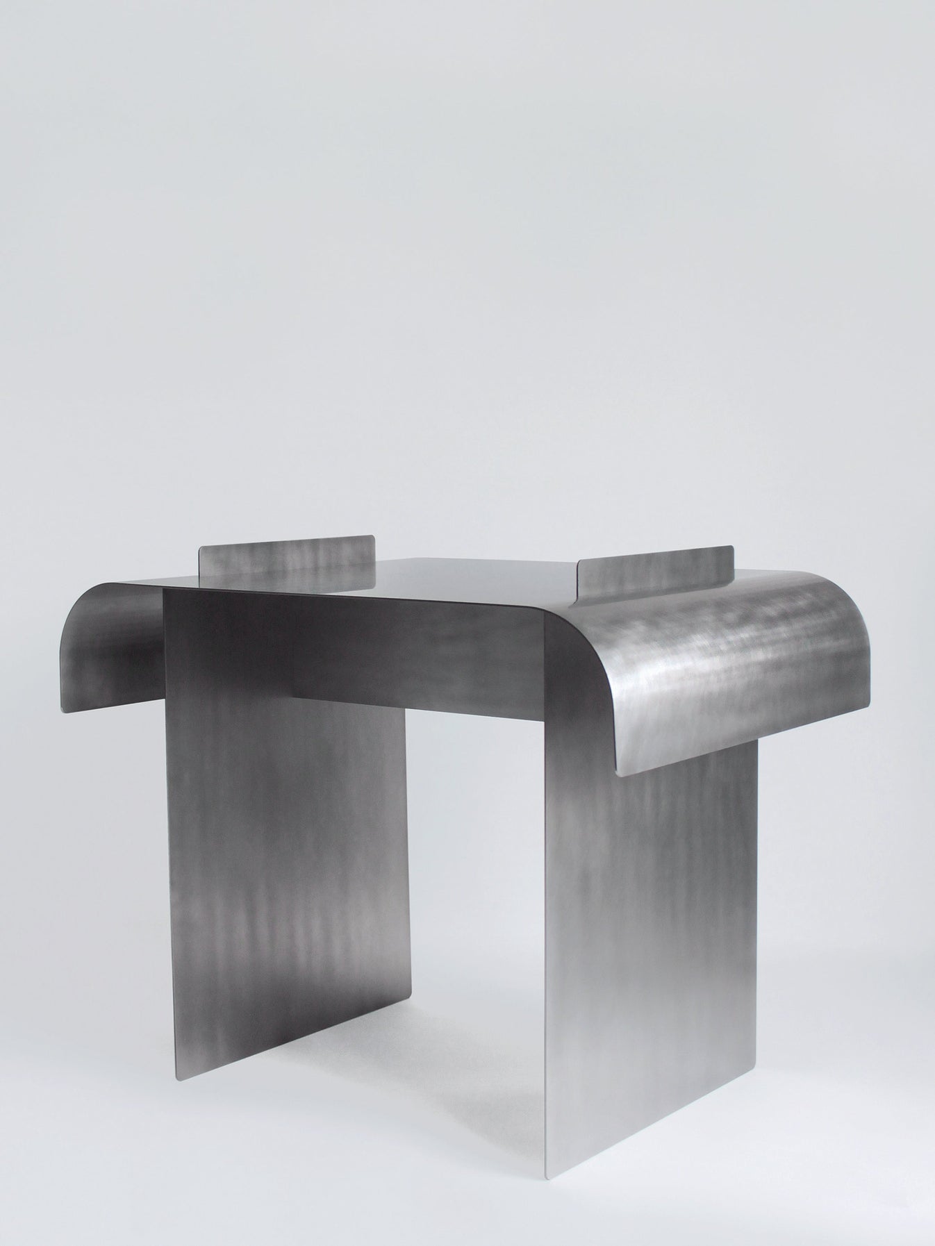 Bend Side Table, End Tables – Claude Home