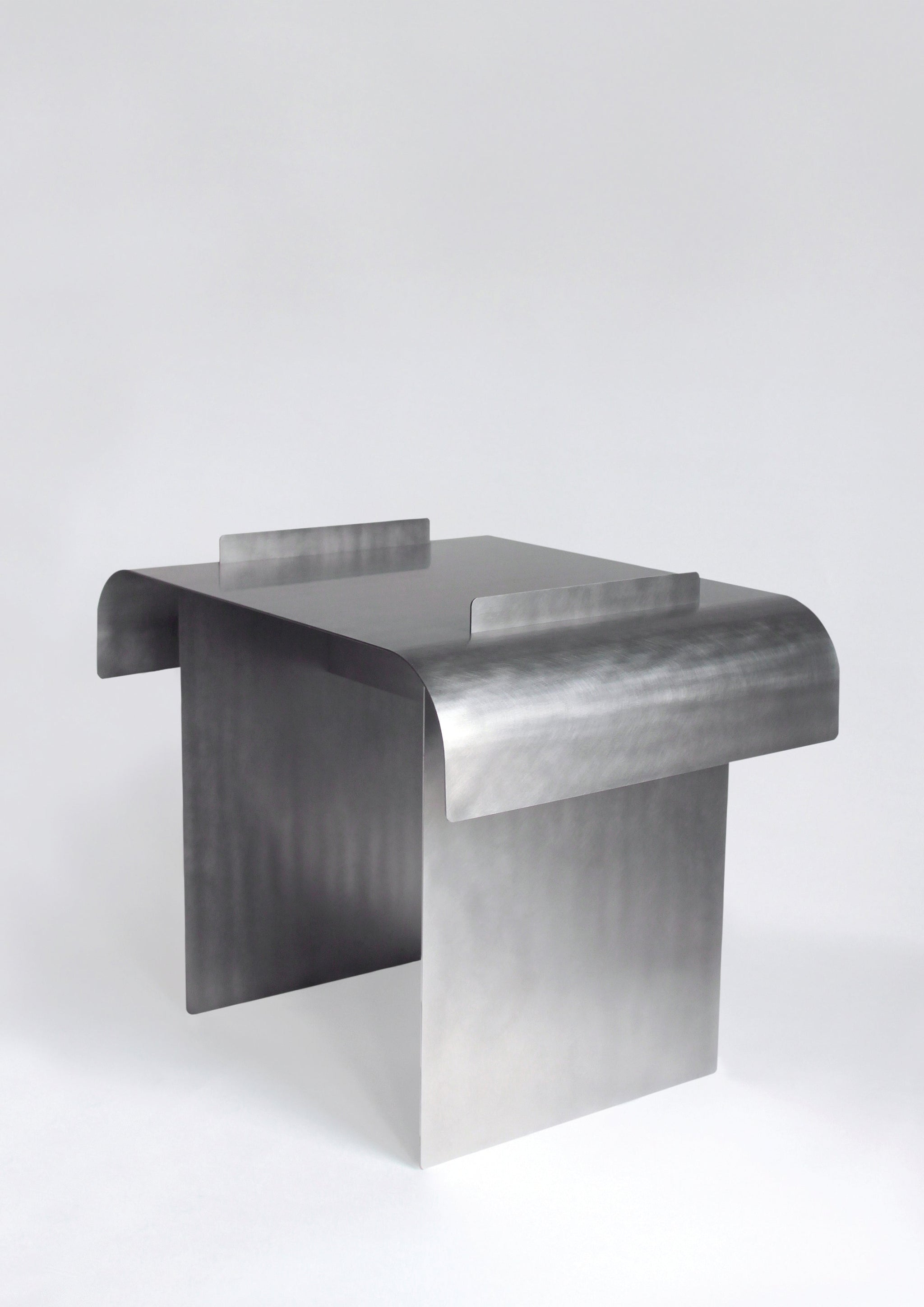 Bend Side Table, End Tables – Claude Home