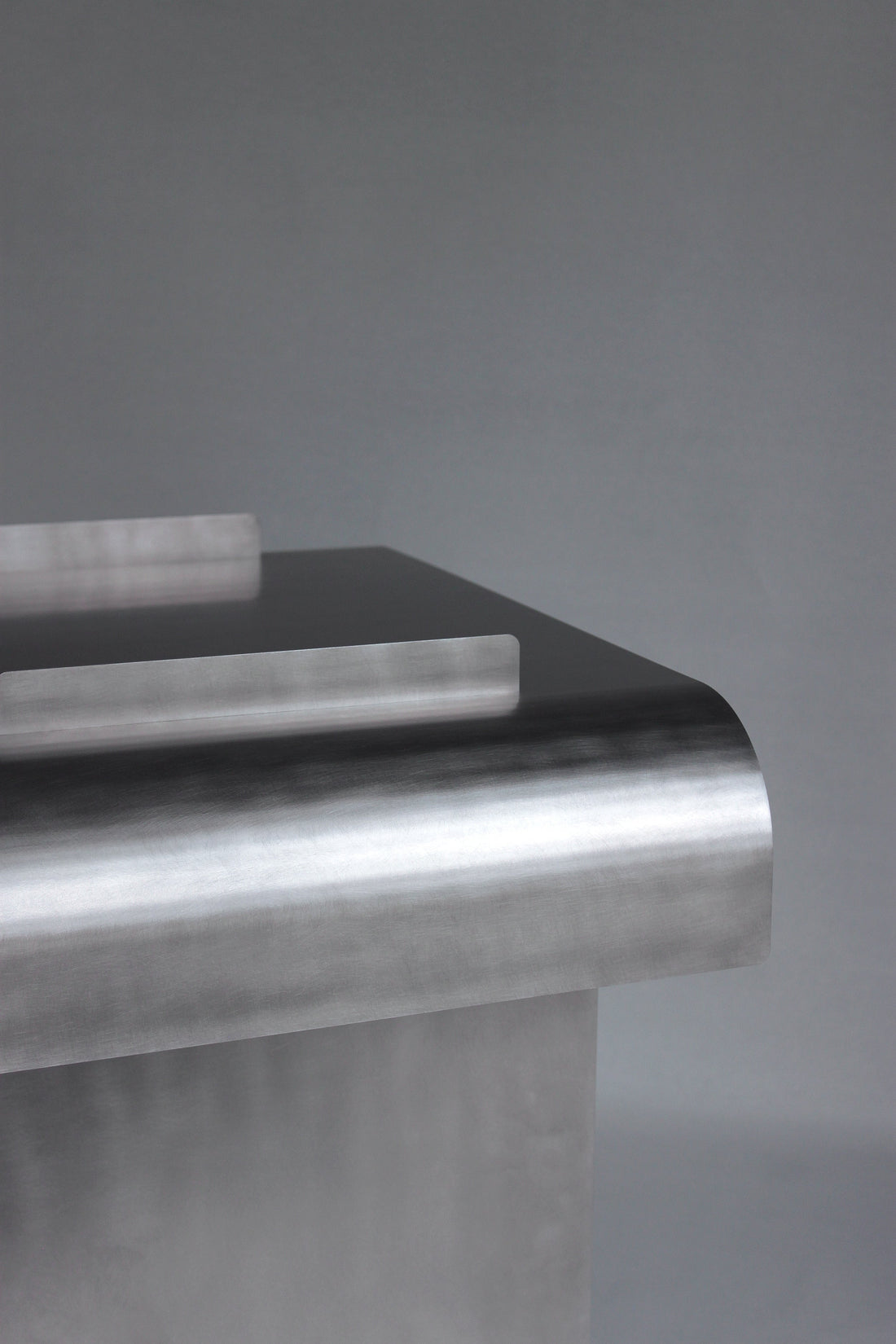 Bend Side Table, End Tables – Claude Home