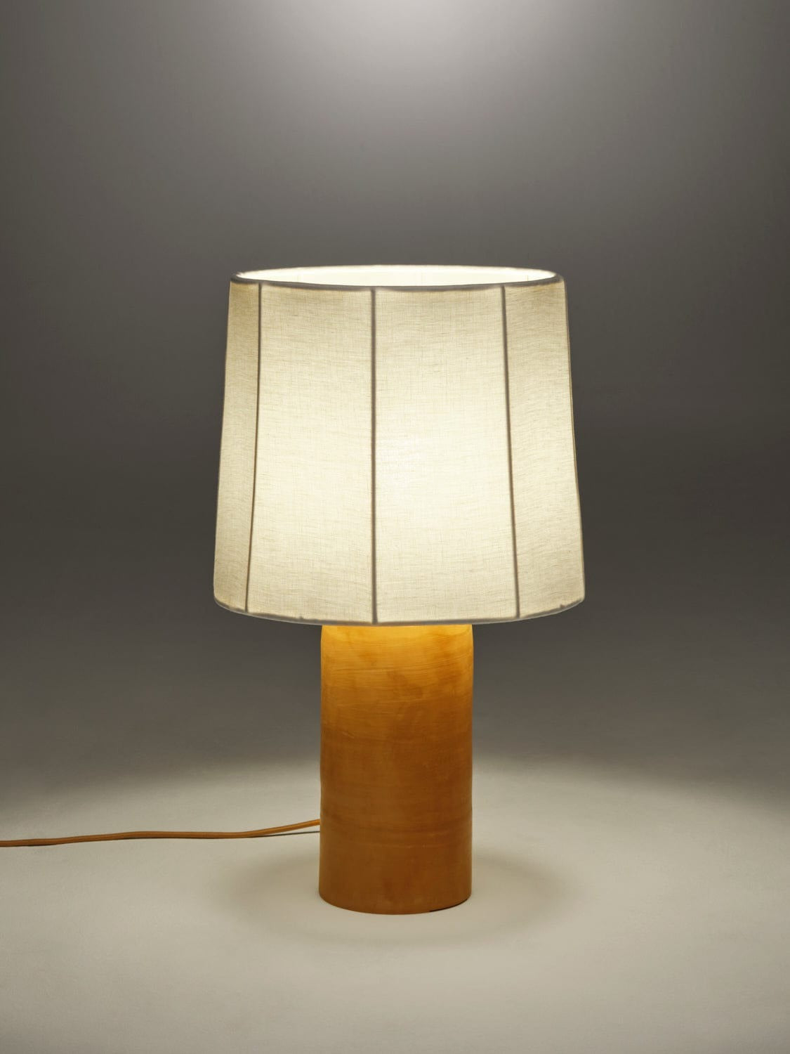 Sonora Linen Table Lamp in White by Nassi, Table Lamps – Claude Home